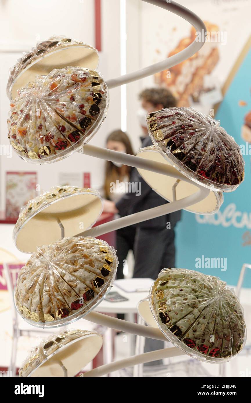 30 January 2022, North Rhine-Westphalia, Cologne: Cakes are seen on a ...