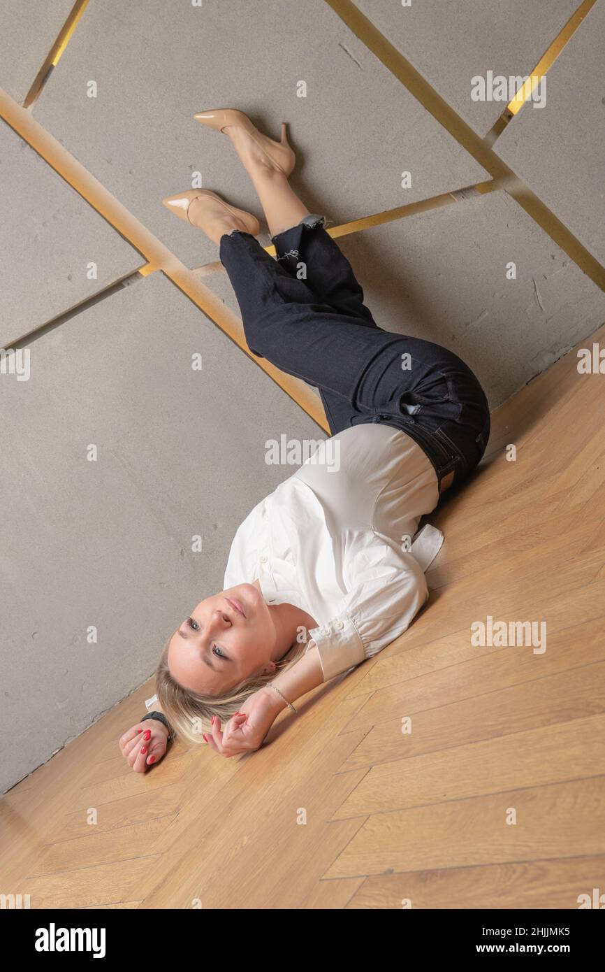 Idle time hi-res stock photography and images - Alamy