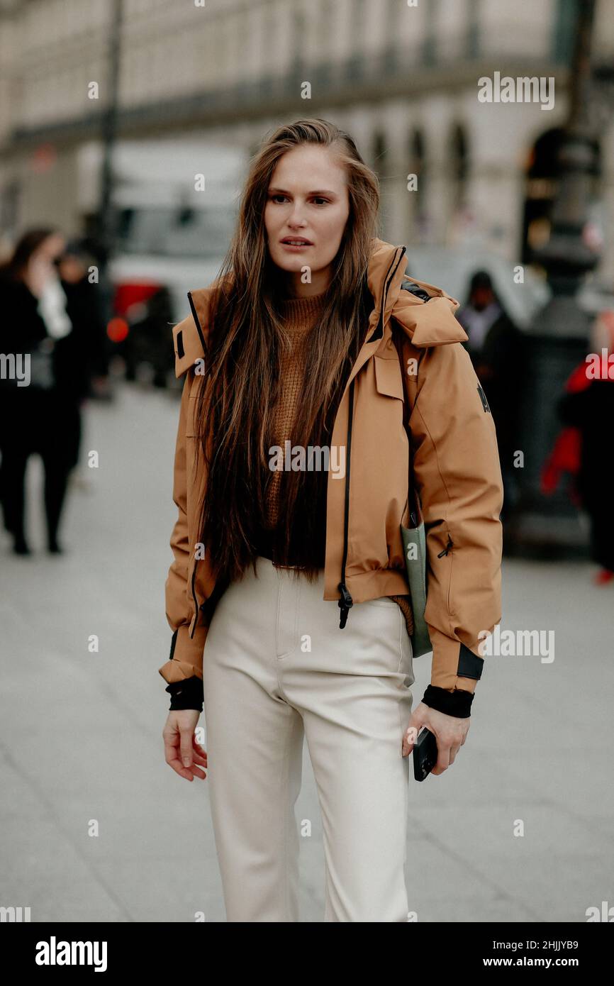 Street style, model Alla Kostromichova after Zuhair Murad Spring Summer ...