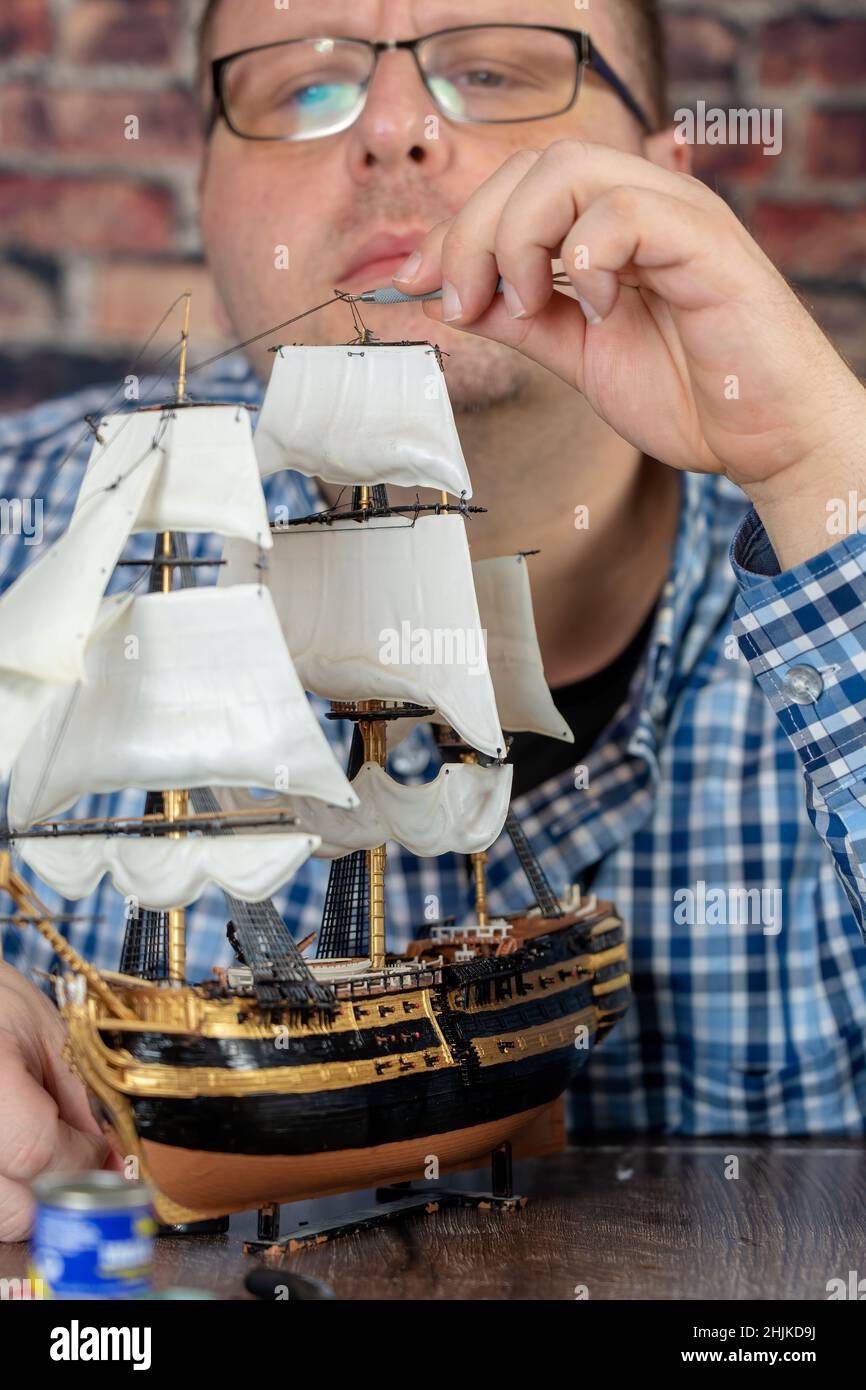 Model ship on table hi-res stock photography and images - Alamy