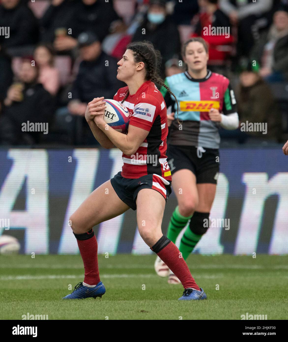 TWICKENHAM - ENGLAND 29 JAN 22: Ellie Underwood (11 - Gloucester ...