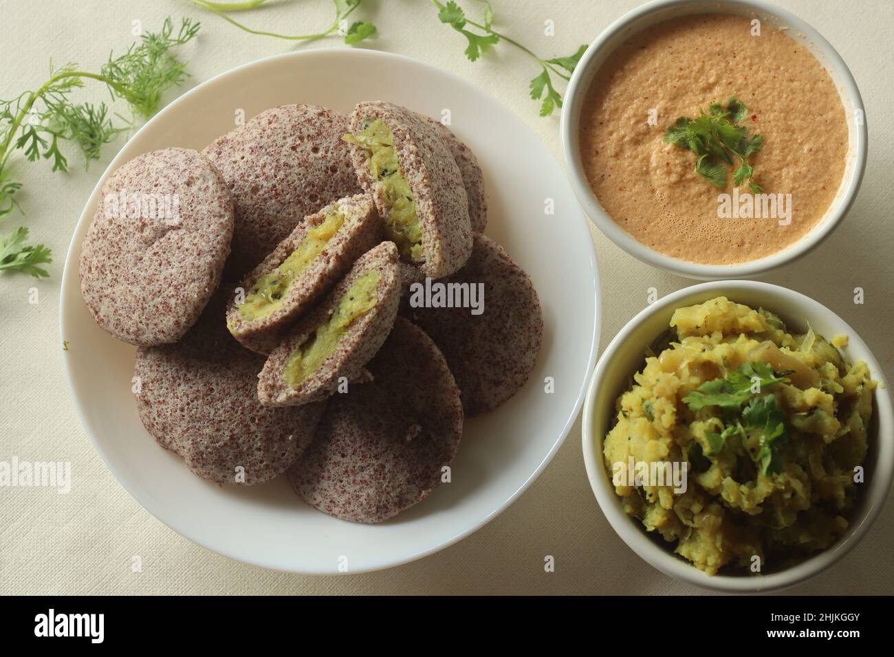 Finger millet idli hi-res stock photography and images - Alamy