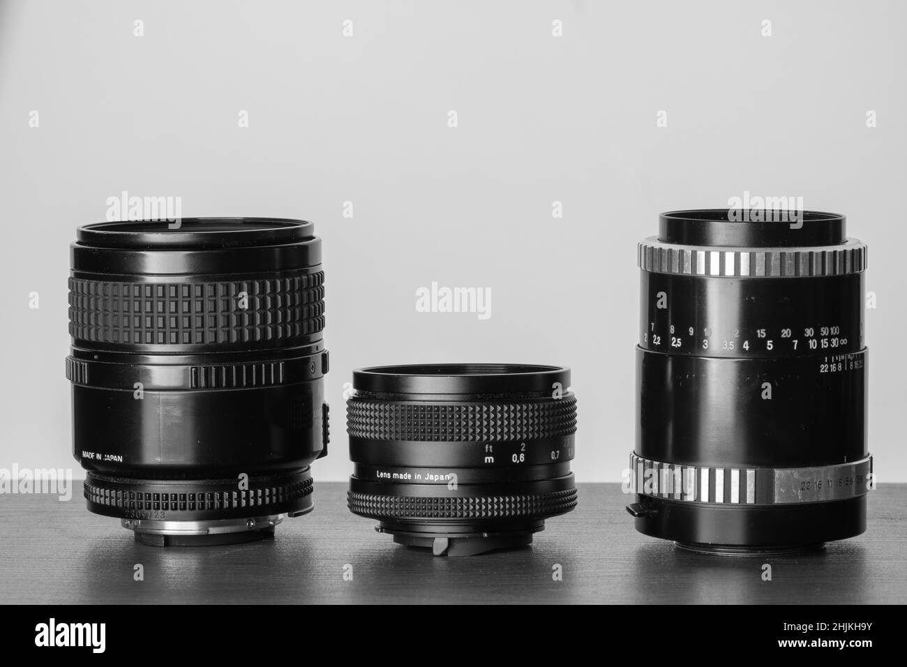 Lens storage container camera focus hi-res stock photography and images ...