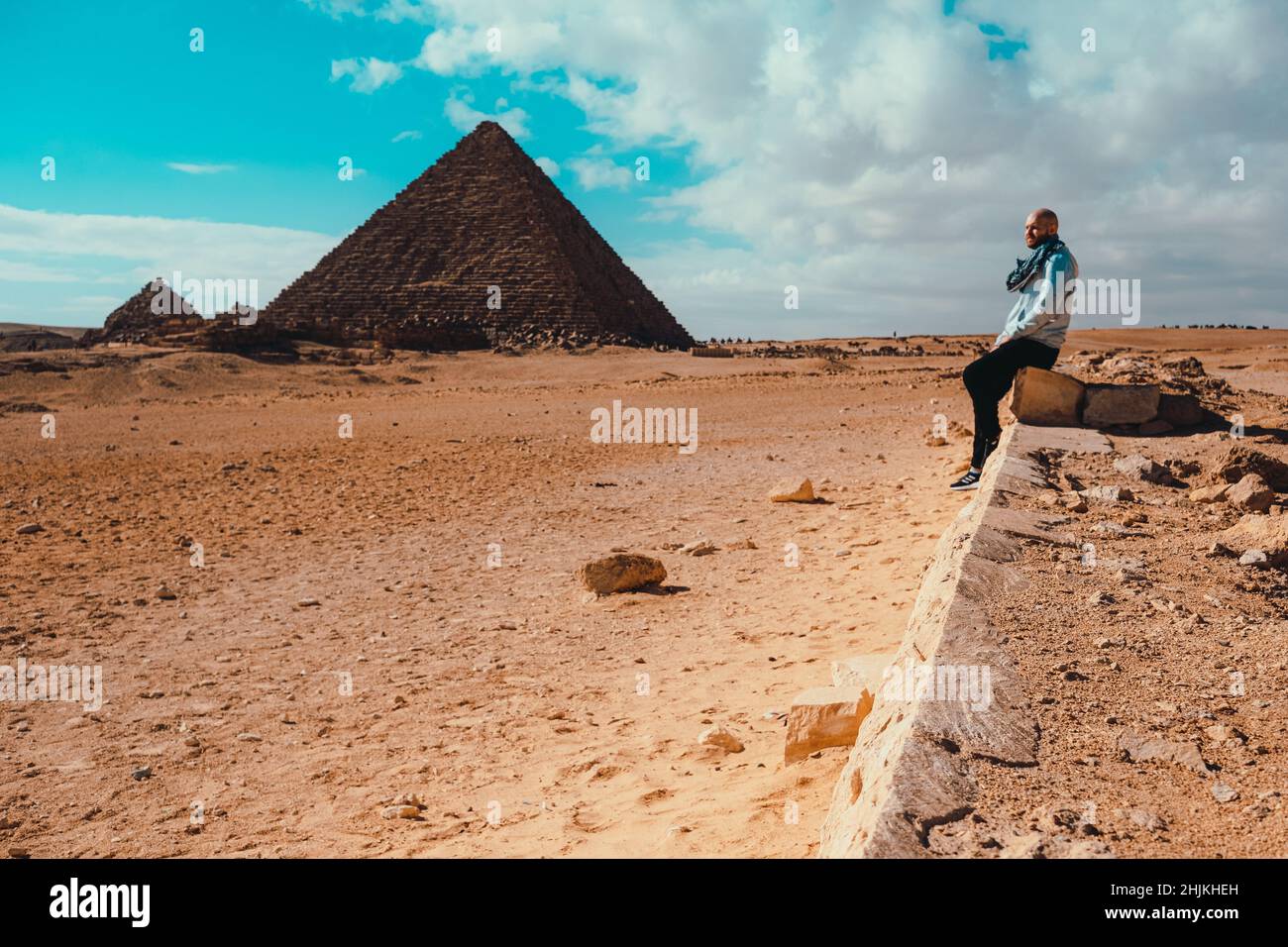 Man sitting on a pyramid hi-res stock photography and images - Alamy