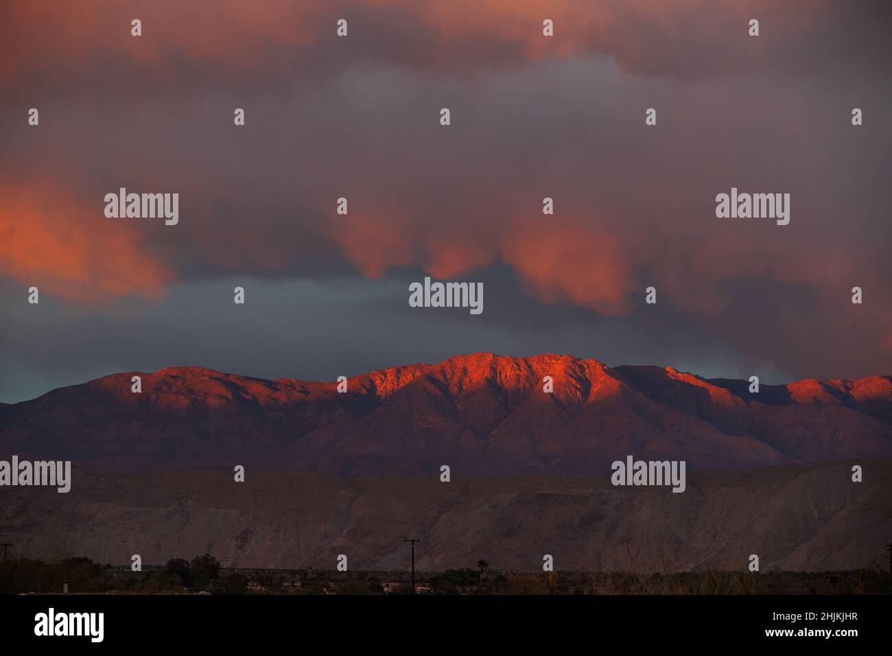 Red clouds at sunset over the Santa Rosa mountain range in Anza Borrego ...