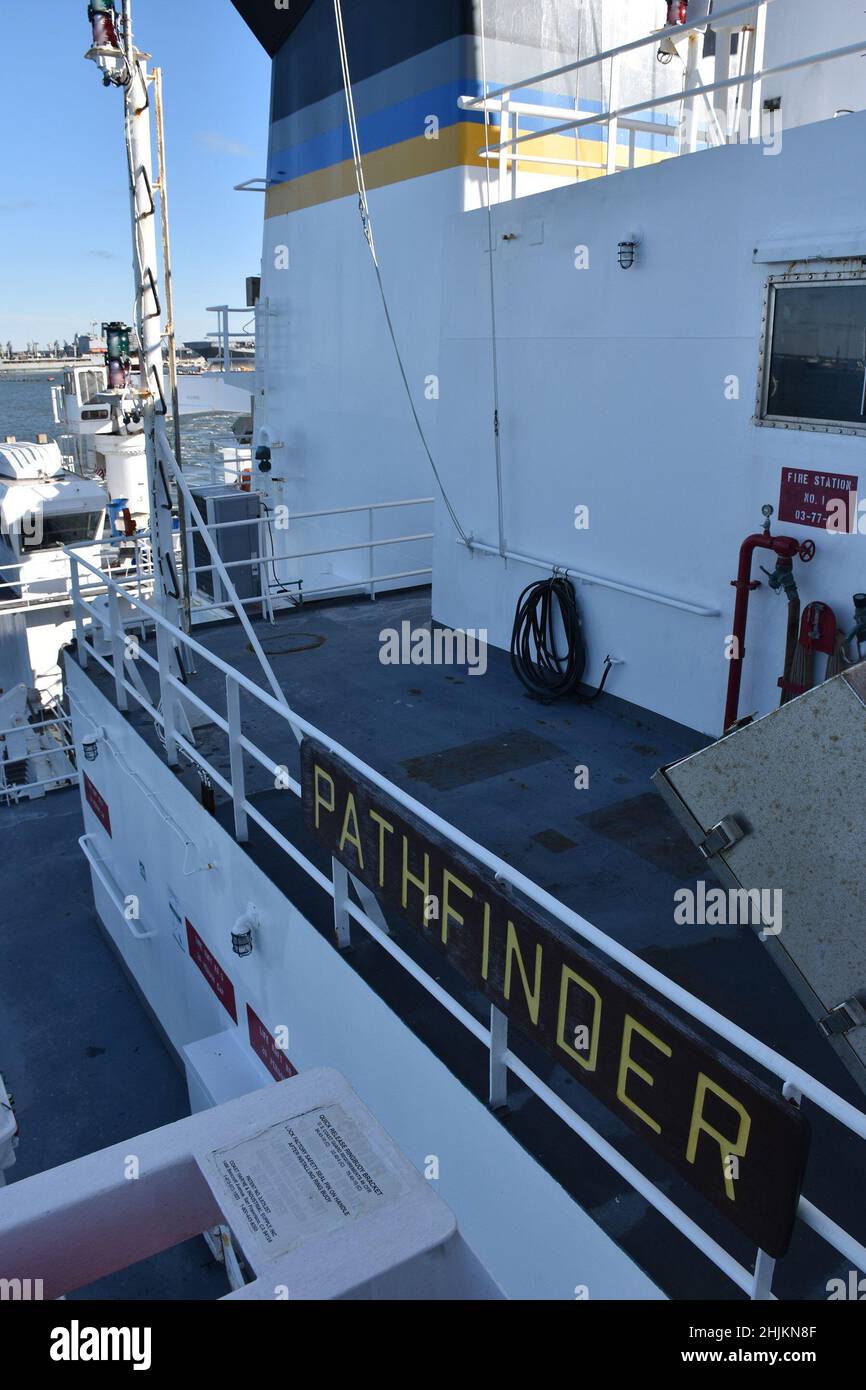 USNS Pathfinder (T-AGS 60) a Military Sealift Command oceanographic ...