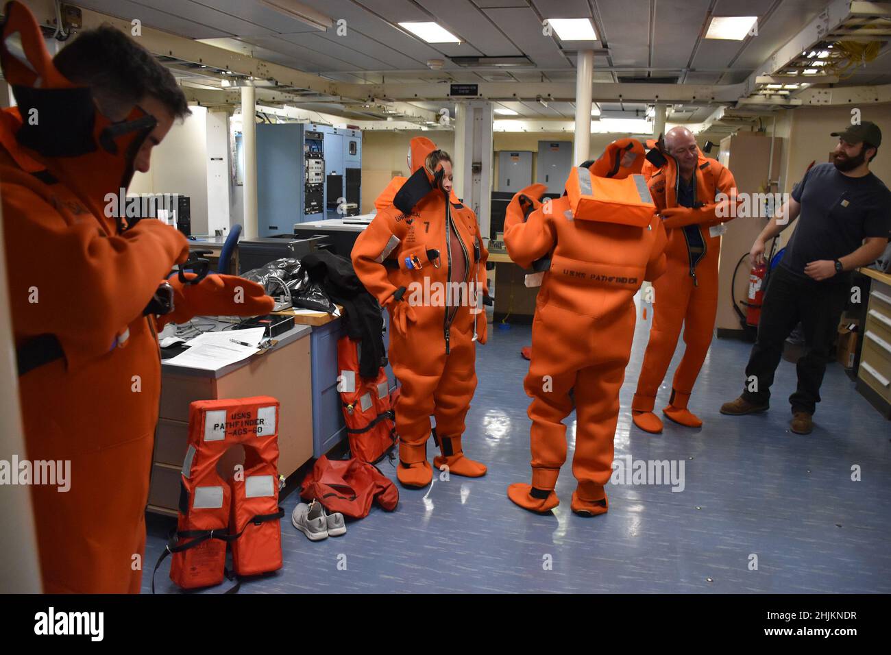 Sailors from U.S. Naval Meteorology and Oceanography Command and staff ...