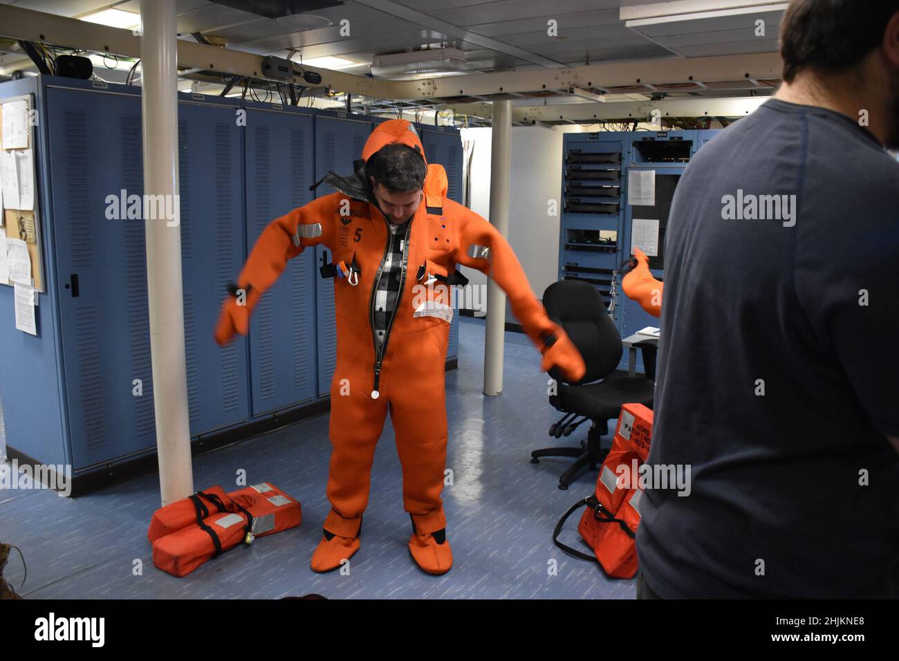 Sailors from U.S. Naval Meteorology and Oceanography Command and staff ...