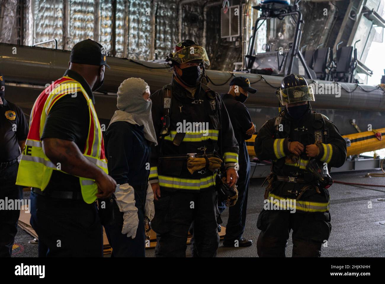 220104-N-FA490-1166 NAVAL BASE GUAM (Jan. 4, 2022) – Naval Base Guam’s ...