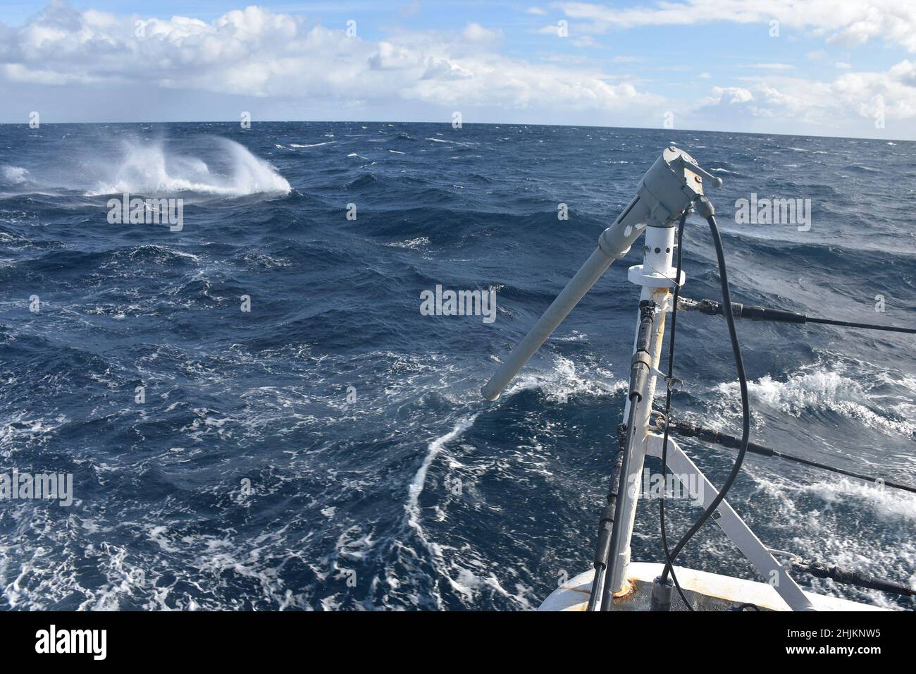 Sailors from U.S. Naval Meteorology and Oceanography Command and staff ...