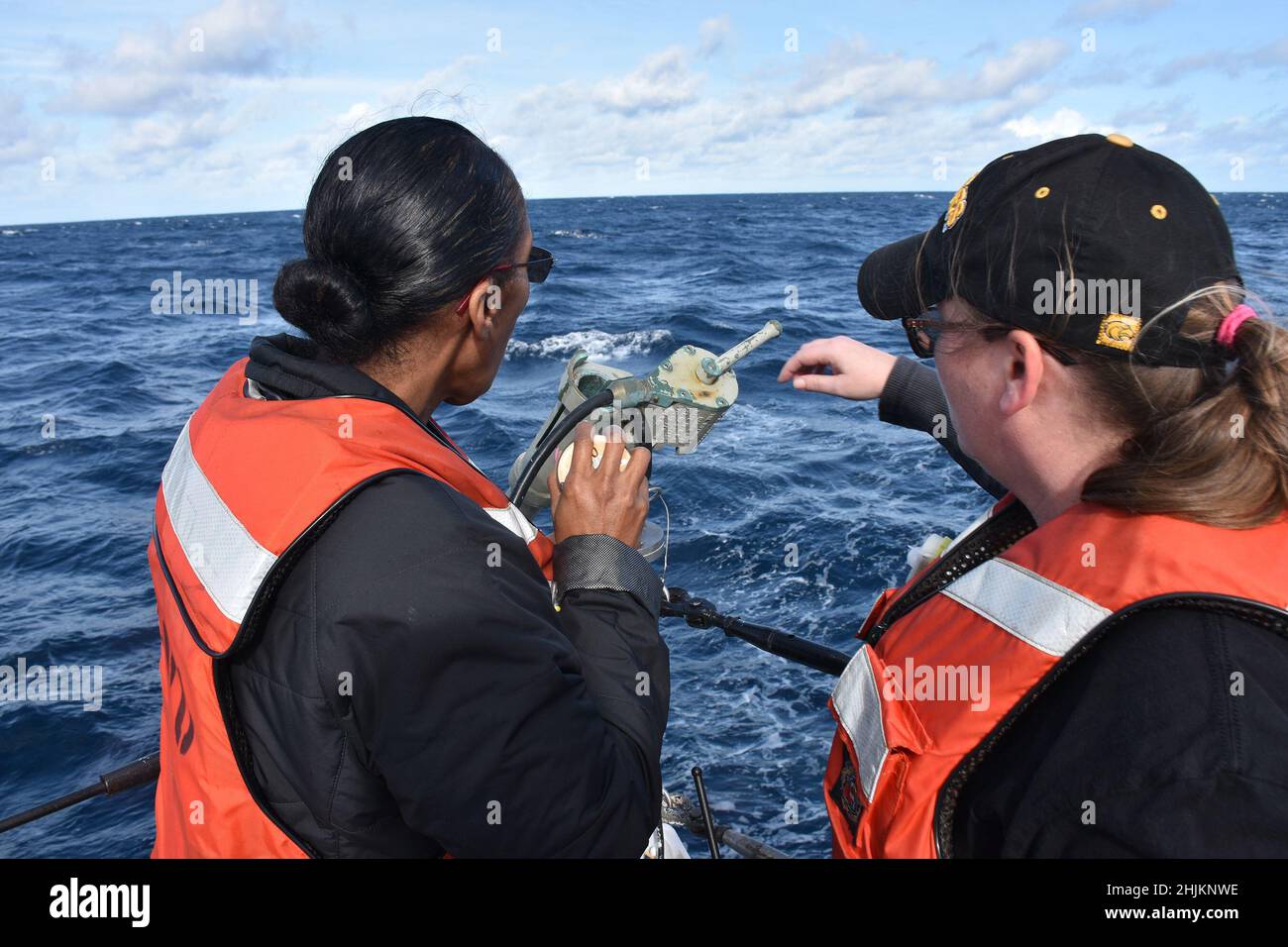 Sailors from U.S. Naval Meteorology and Oceanography Command and staff ...