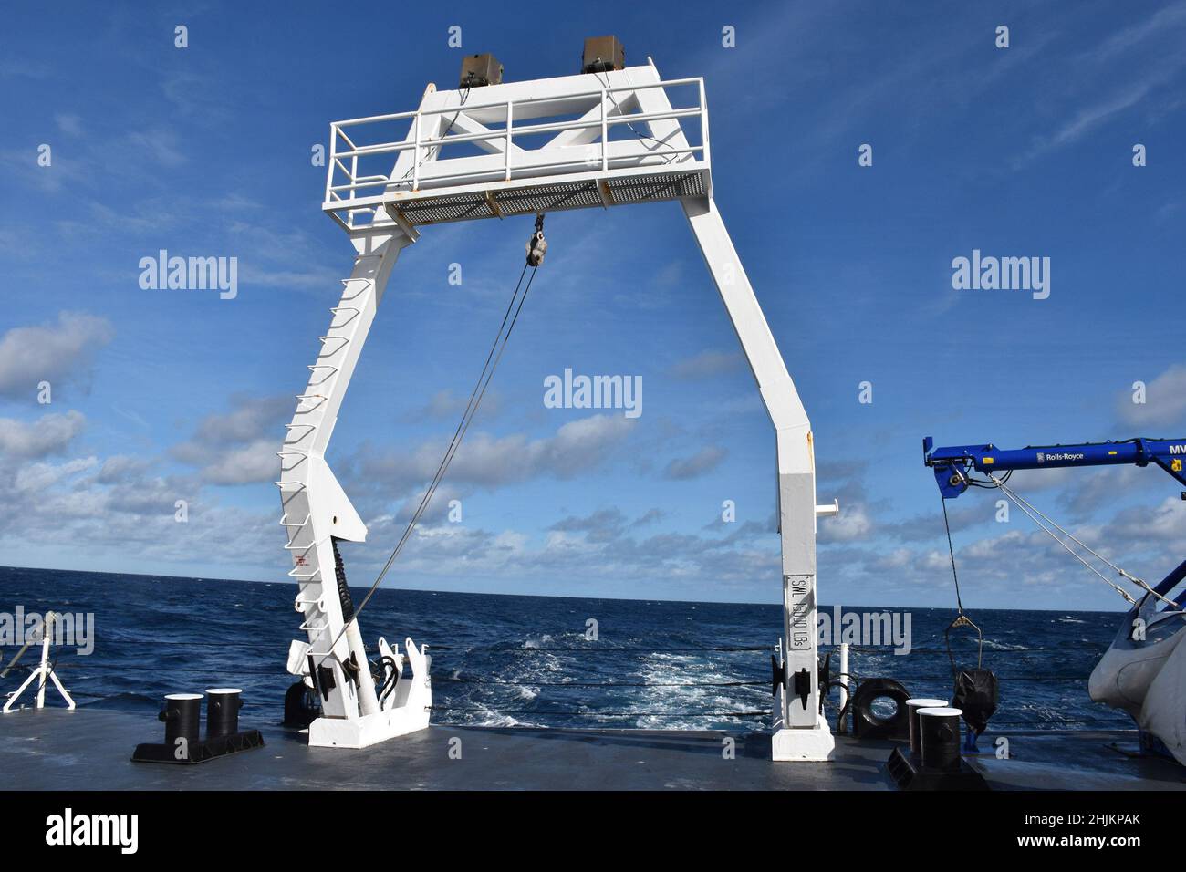 Sailors from U.S. Naval Meteorology and Oceanography Command and staff ...