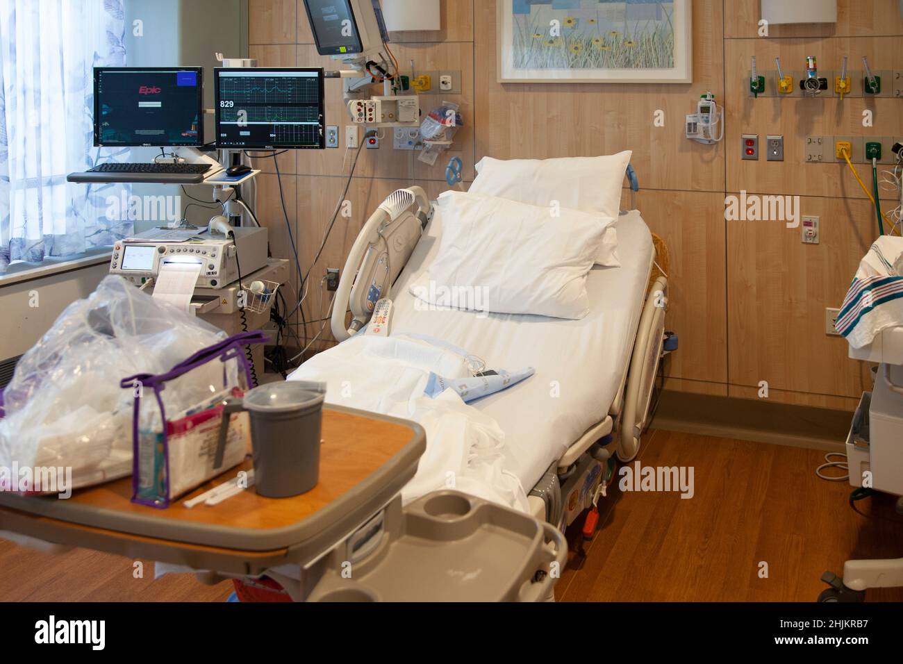 delivery room at NYU Langone Hospital Stock Photo - Alamy