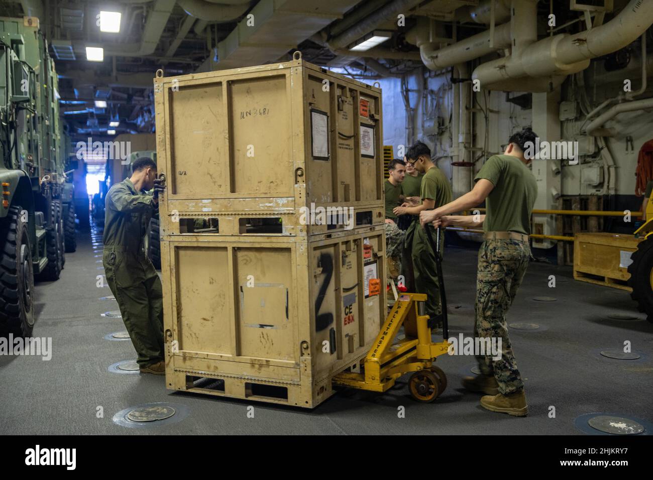 U.S. Marines assigned to amphibious assault ship USS Essex (LHD 2 ...