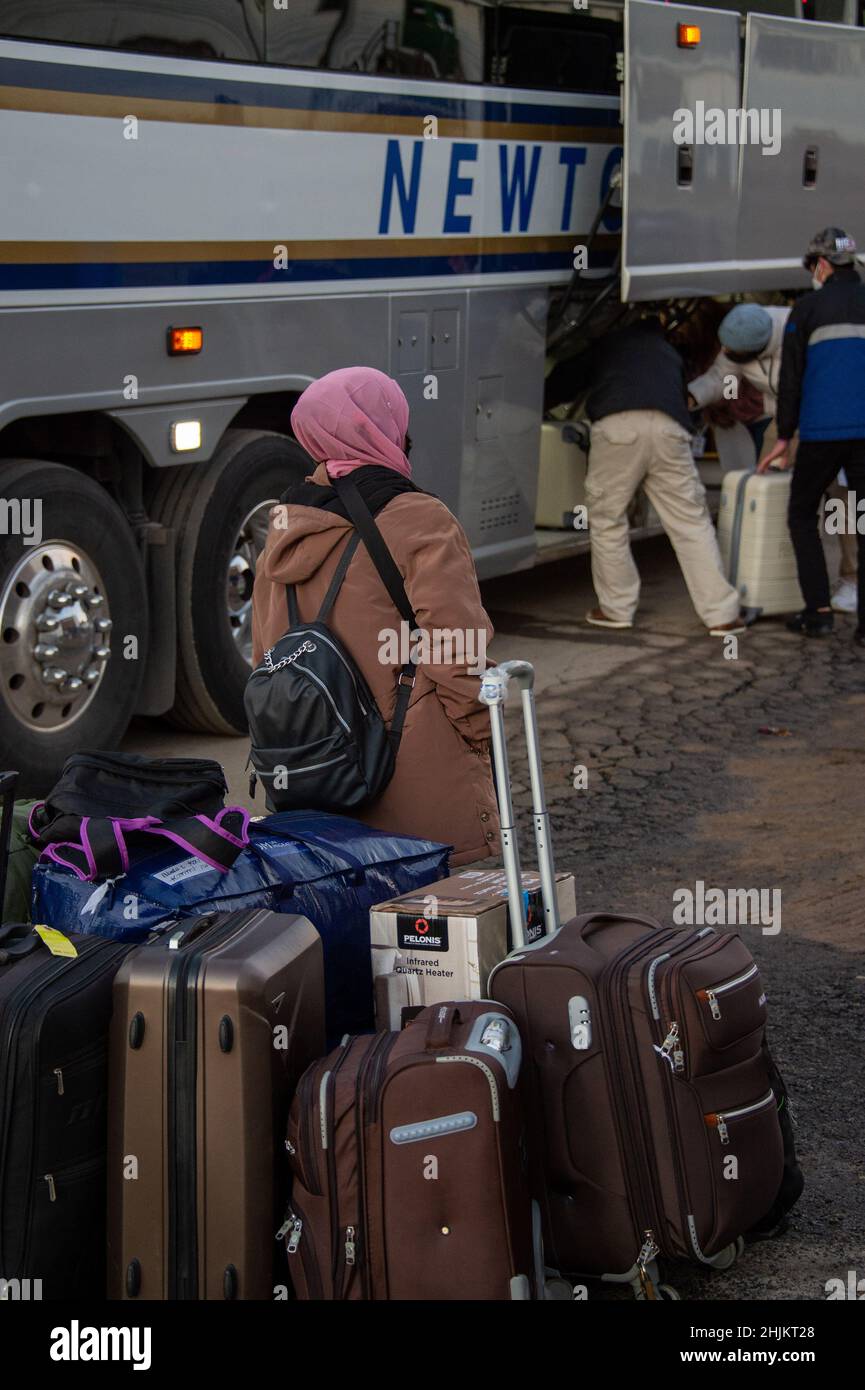 Department of homeland security airport hi-res stock photography and ...