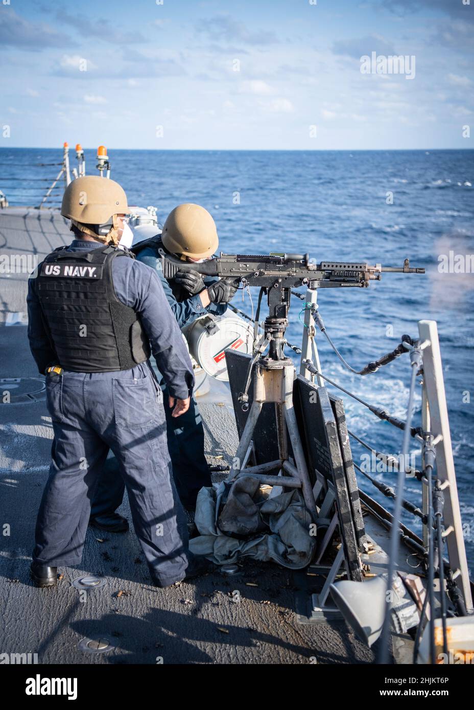 220107-N-TR141-0243 PHILIPPINE SEA (Jan. 7, 2022) Gunner’s Mate 2nd ...