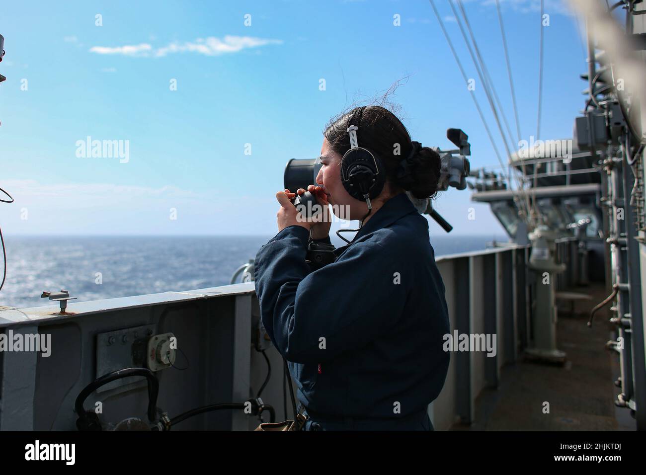 PHILIPPINE SEA (Jan. 23, 2022) Boatswain’s Mate Seaman Recruit ...