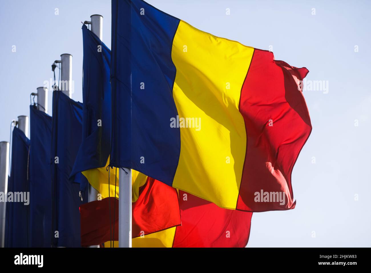 Moving flags hi-res stock photography and images - Alamy