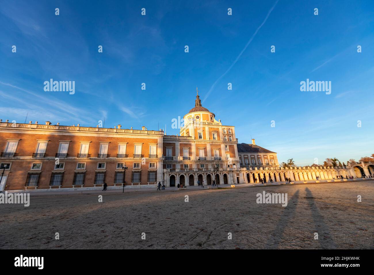 Royal Palace of Aranjuez at sunset, Palacio Real de Aranjuez , Aranjuez ...