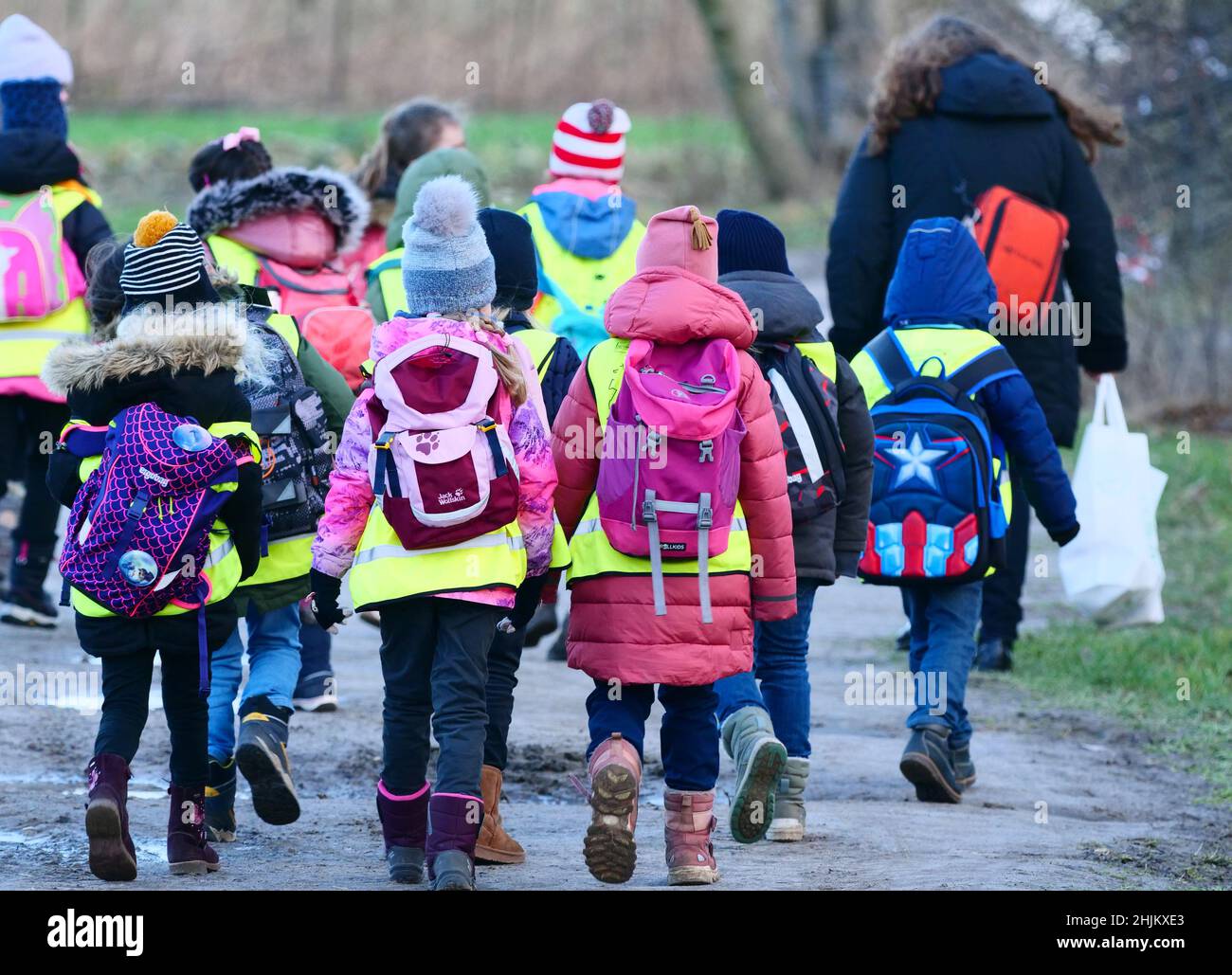 First day high school class hi-res stock photography and images - Alamy