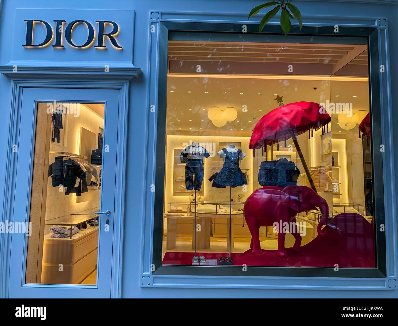 Paris, France, Luxury Fashion Shops fronts, Dior Store, Ave. Montaigne ...