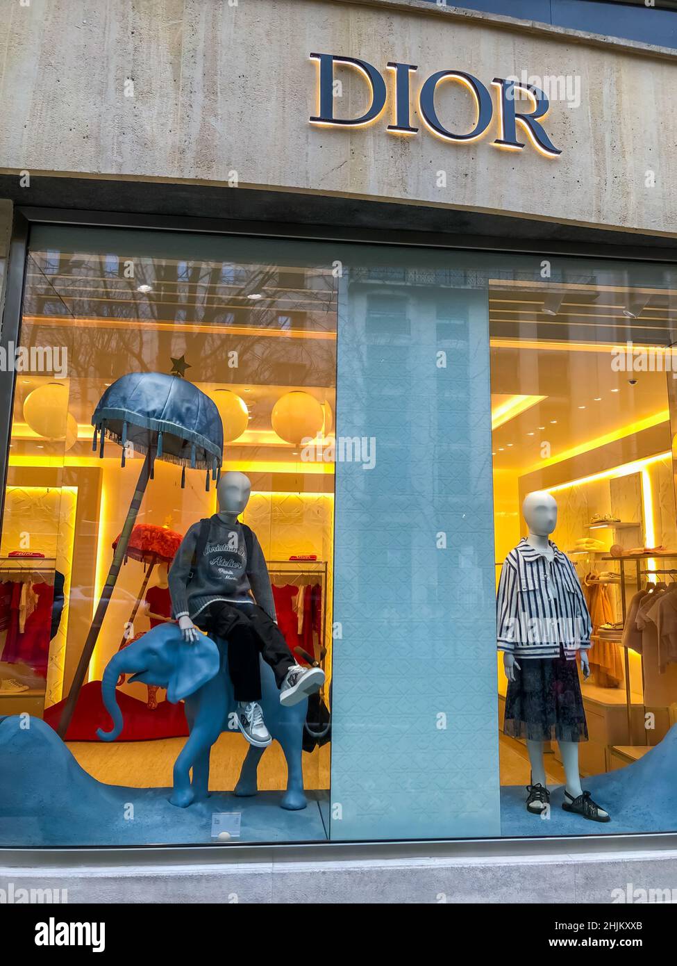 Paris, France, Luxury Fashion Shops fronts, Dior Store, Ave. Montaigne ...