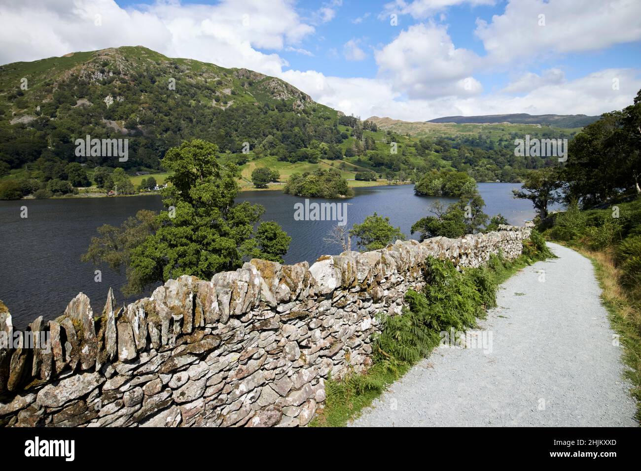 Footpath with views hi-res stock photography and images - Alamy