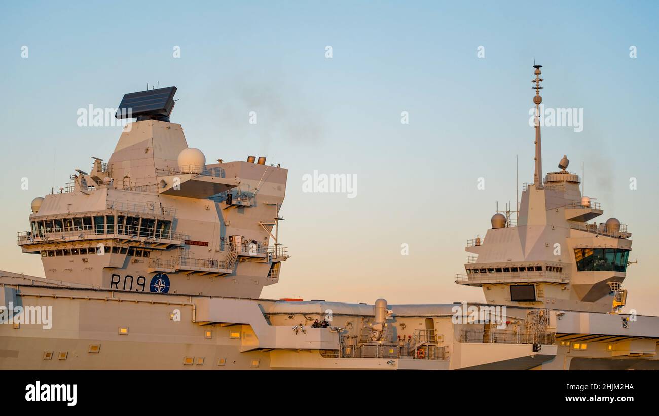 Royal Navy warship HMS Prince of Wales (R09) left Portsmouth Harbour ...