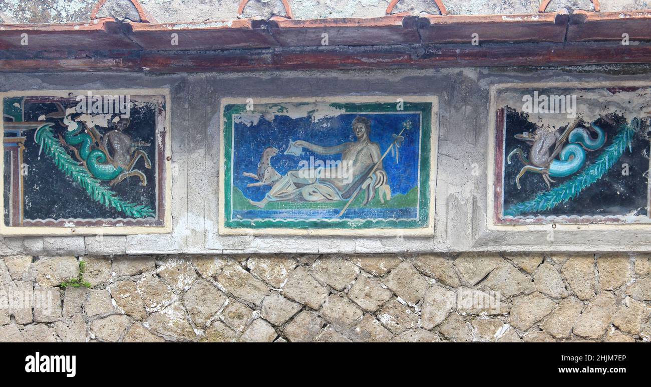 Roman frescoes hi-res stock photography and images - Alamy
