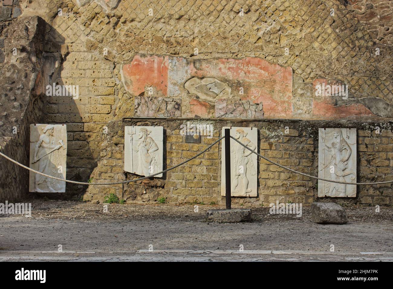 Mount vesuvius eruption hi-res stock photography and images - Alamy