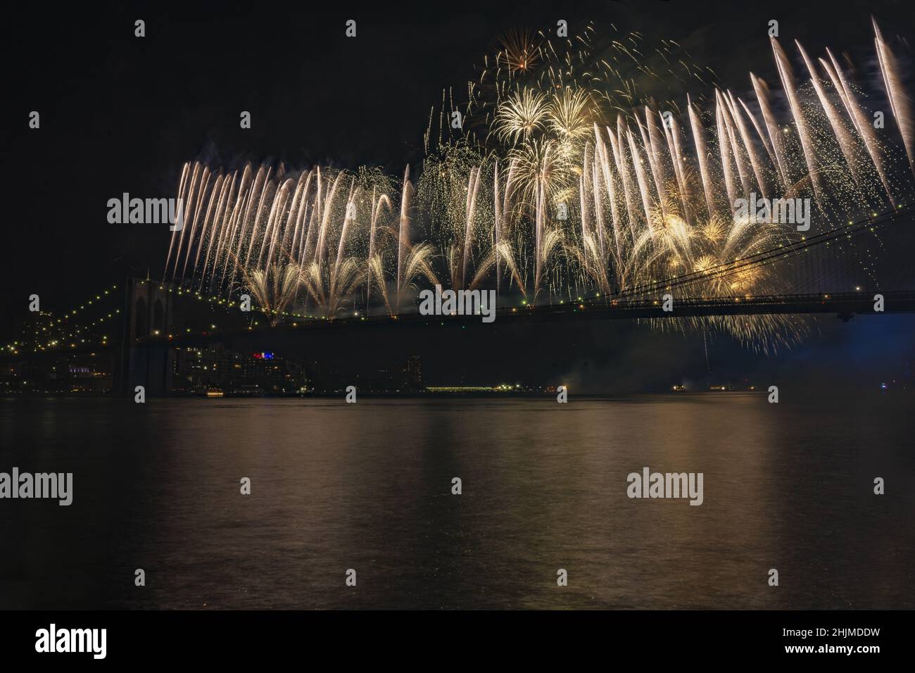 Weymouth fireworks hi-res stock photography and images - Alamy