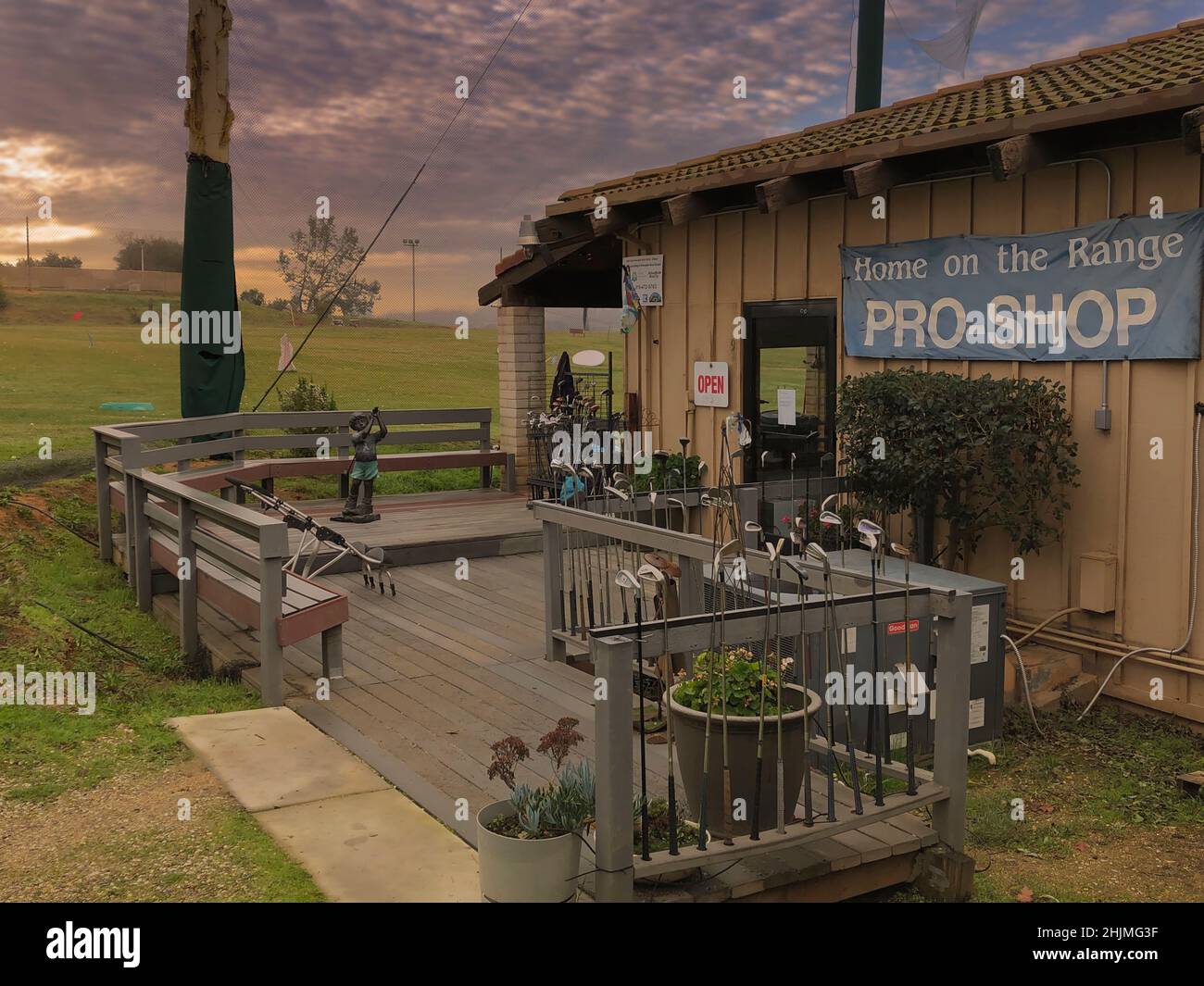 Tin cup movie hi-res stock photography and images - Alamy