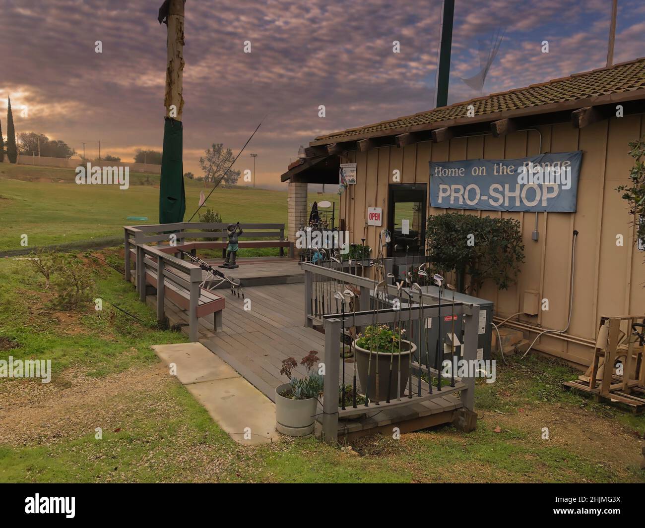 Tin cup movie hi-res stock photography and images - Alamy