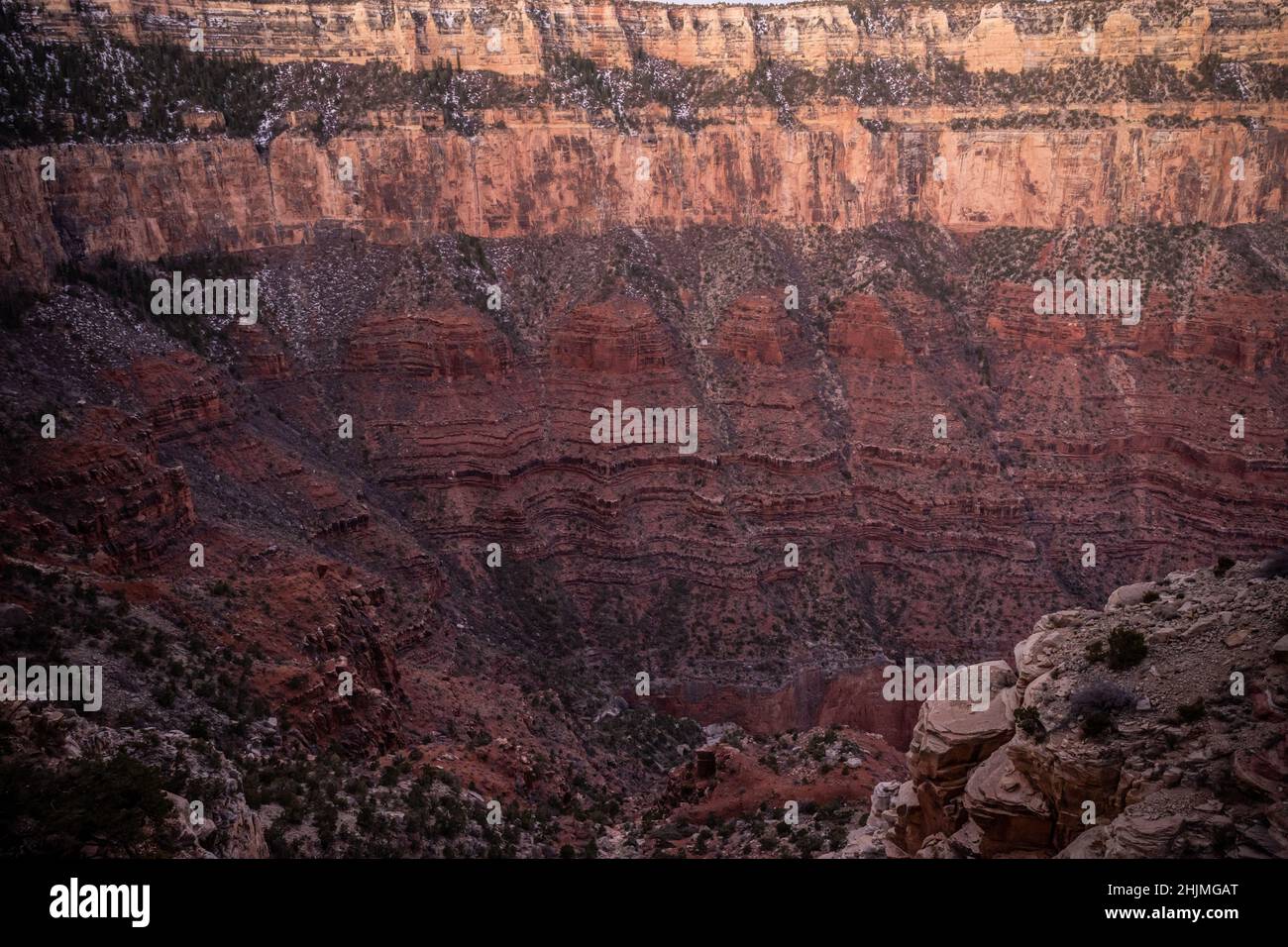 Colors and Textures of the Grand Canyon Walls just below the South Rim ...