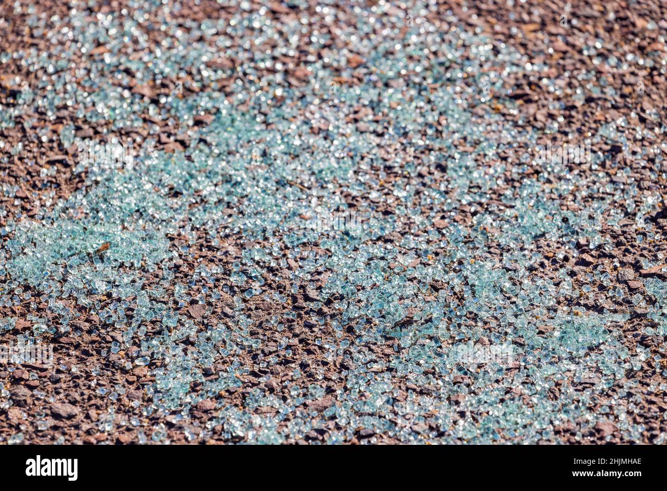 Ground up glass hi-res stock photography and images - Alamy
