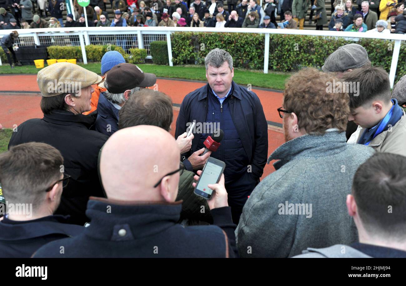 Gordon elliott racing hi-res stock photography and images - Alamy
