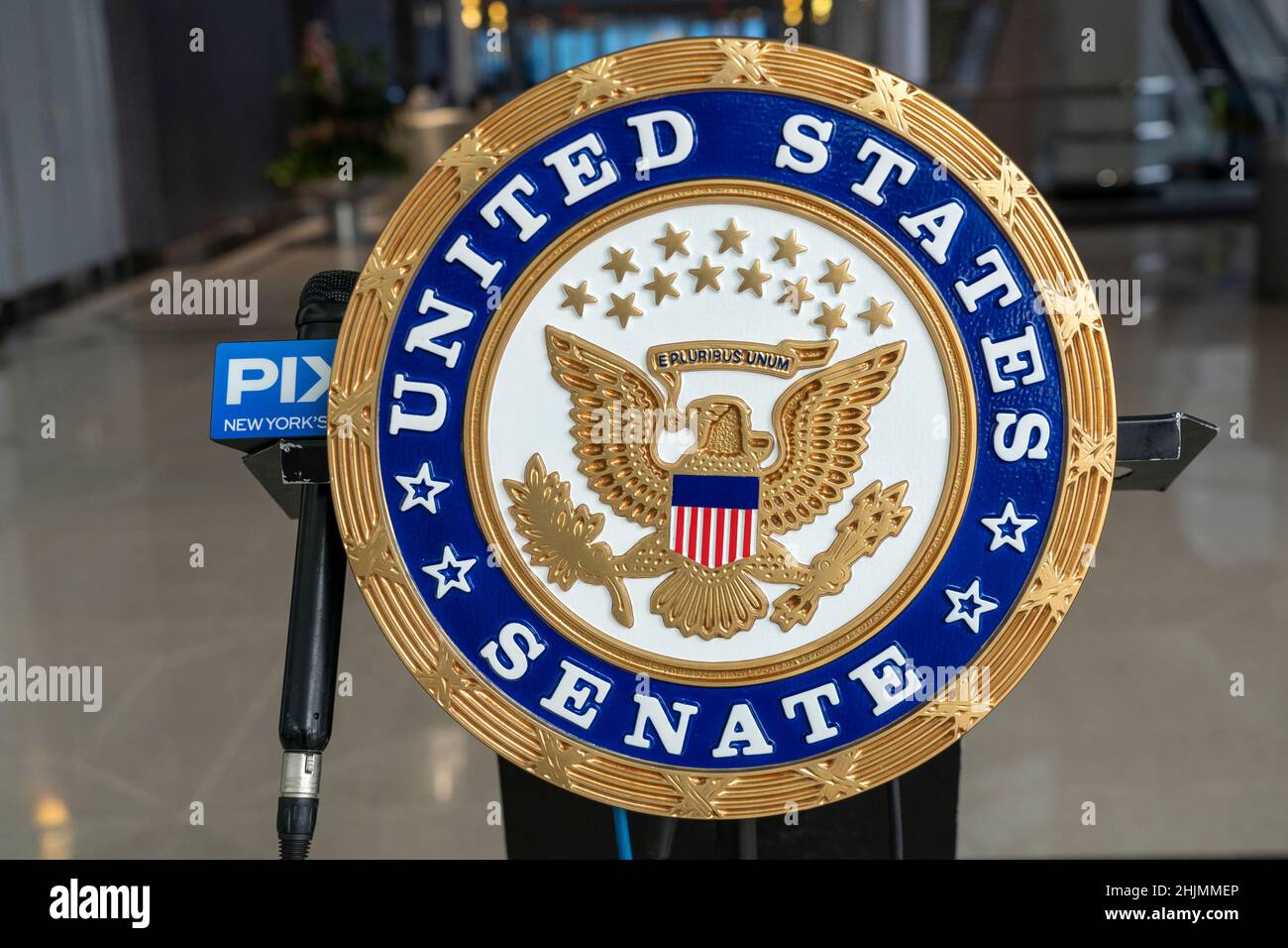 United states senate seal hi-res stock photography and images - Alamy
