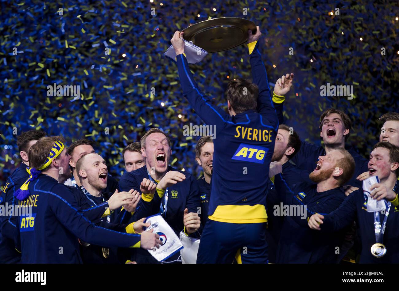Euro 2022 final trophy hi-res stock photography and images - Alamy