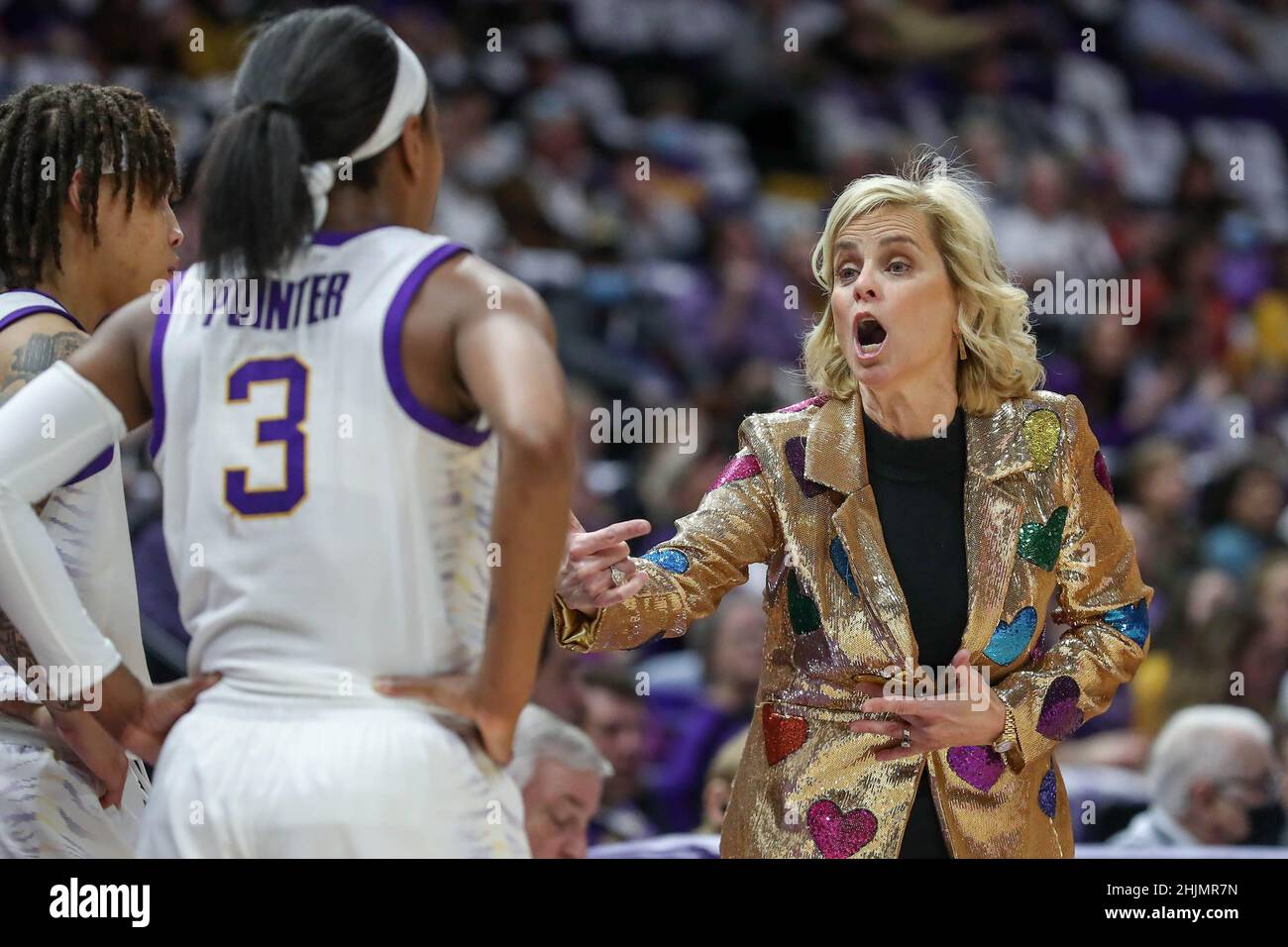 January 30, 2022: LSU Head Coach Kim Mulkey talks with her players ...