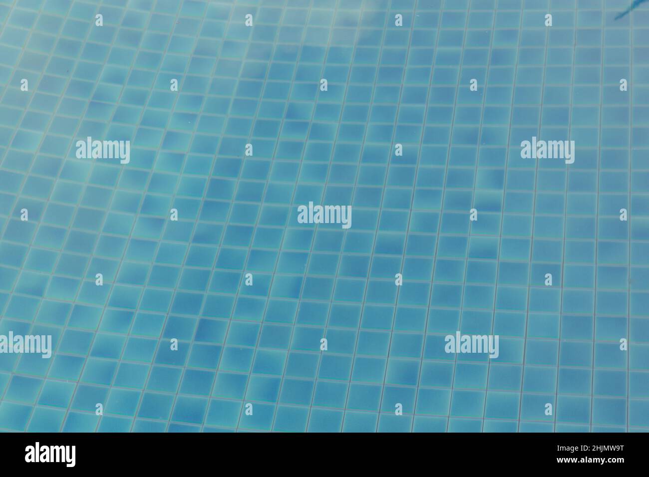 Blue pool water background Stock Photo - Alamy