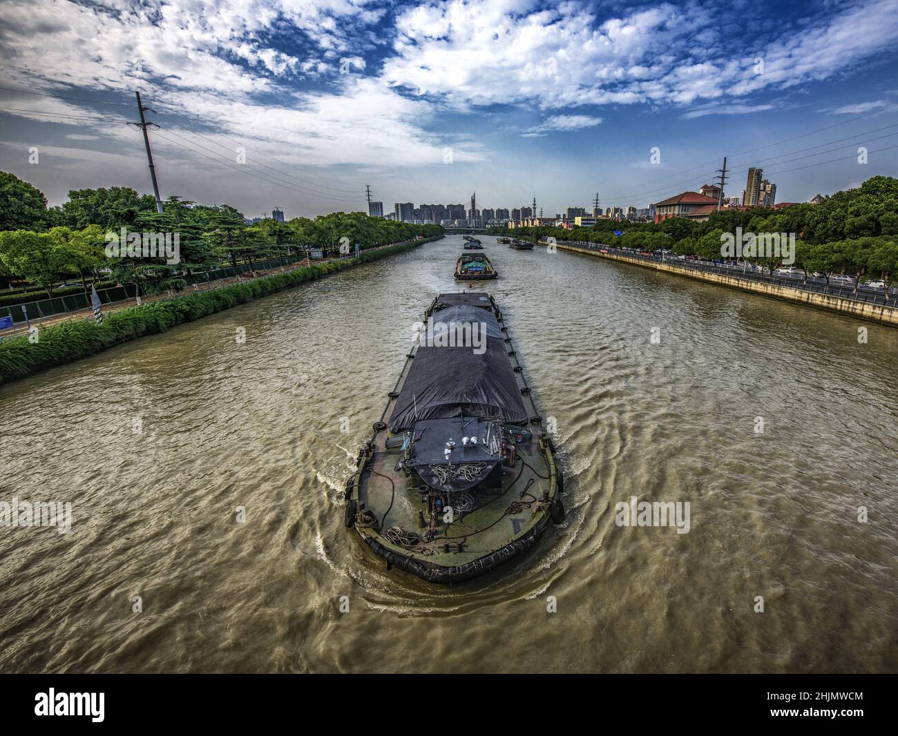 China ships grand canal hi-res stock photography and images - Alamy