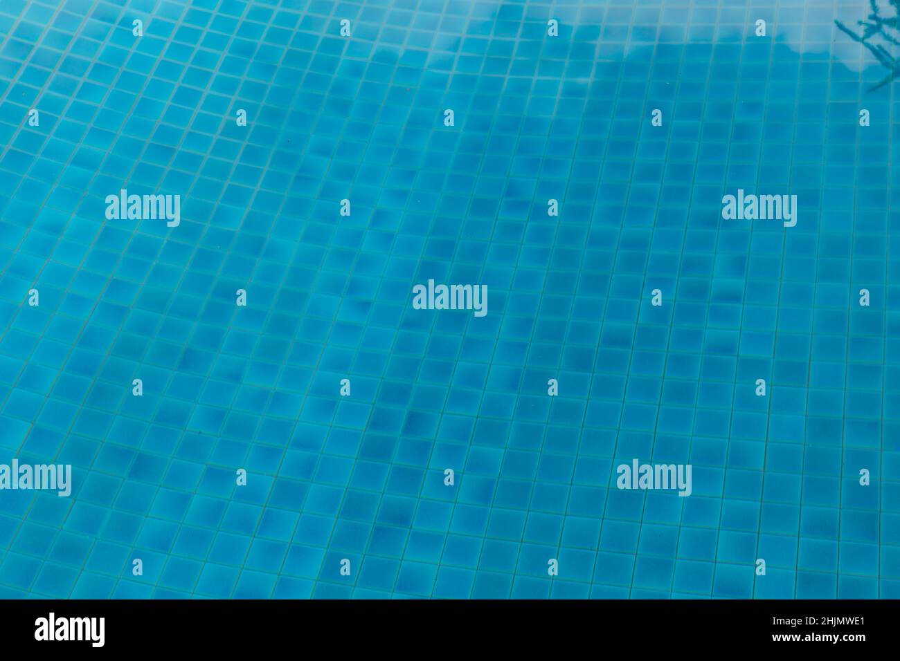 Blue pool water background Stock Photo - Alamy