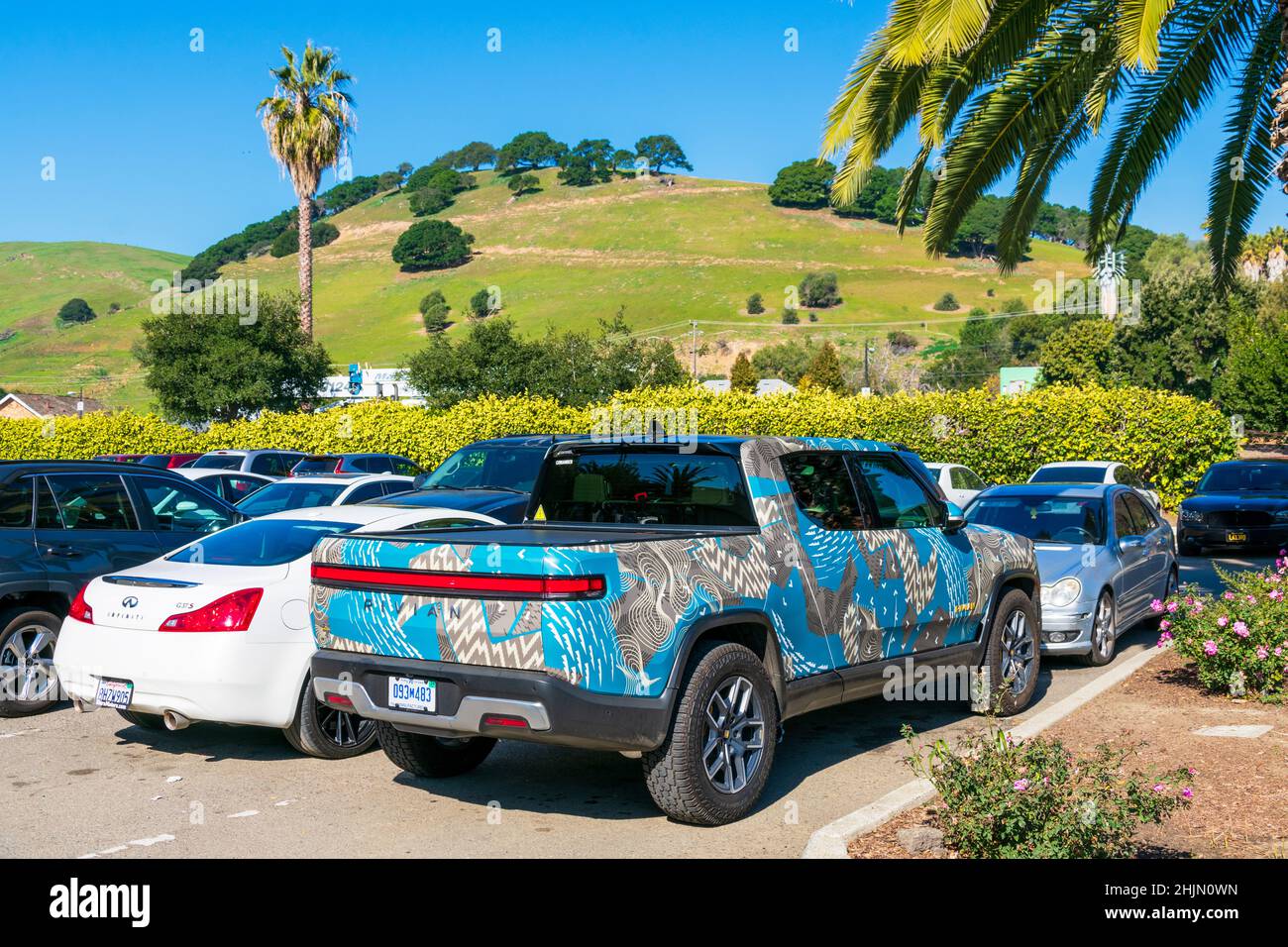 Rivian R1T all-electric, battery-powered, light duty pickup truck on ...