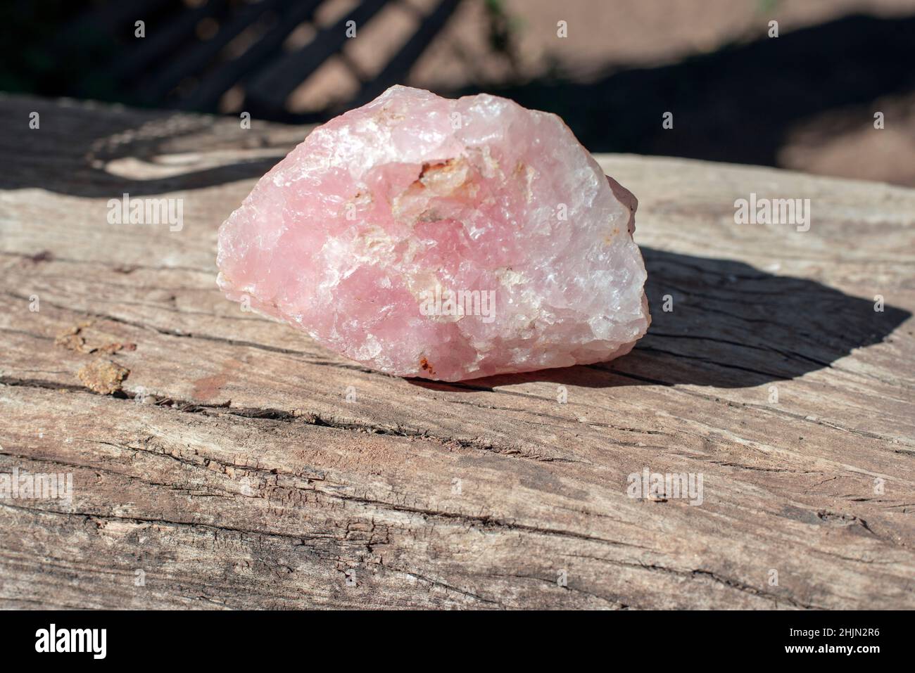 Rose quartz color hi-res stock photography and images - Alamy
