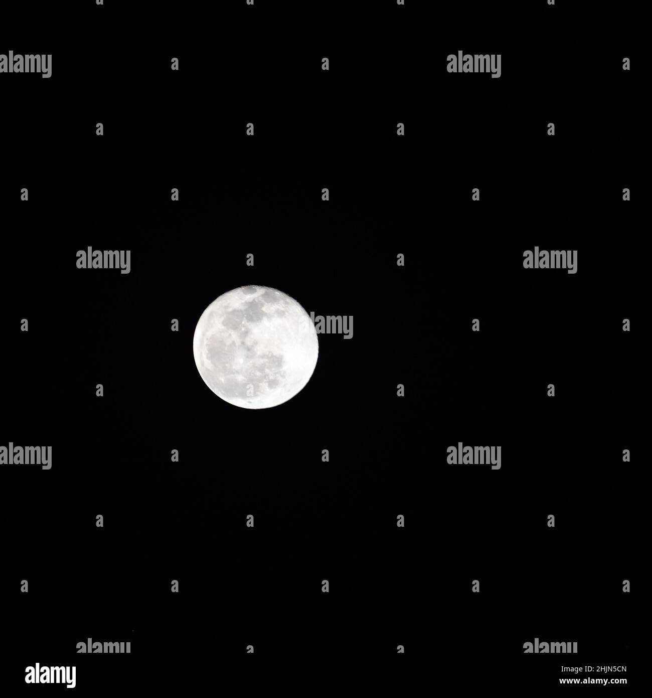 Moon Timelapse, Stock time lapse : Full moon rise in dark nature sky ...
