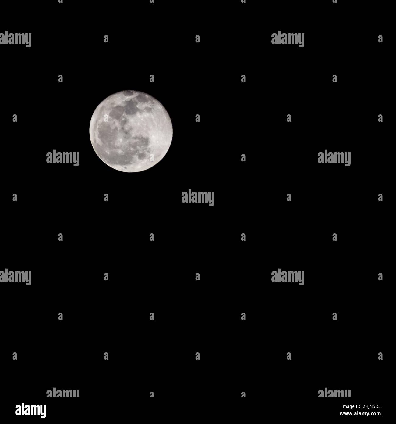 Moon Timelapse, Stock time lapse : Full moon rise in dark nature sky ...