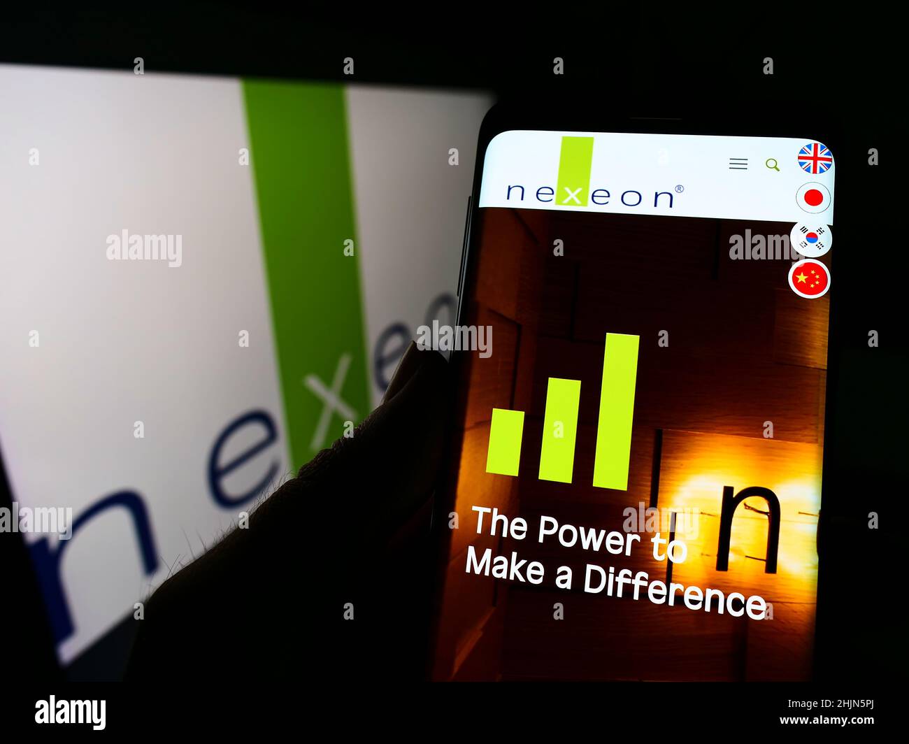 Lithium ion battery manufacturing hi-res stock photography and images ...