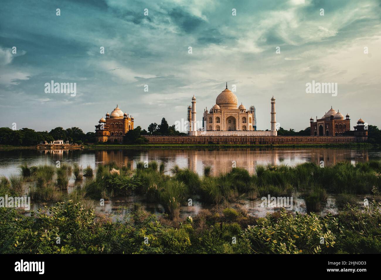 Taj Mahal on the south bank of Yamuna River in Agra, India Stock Photo ...