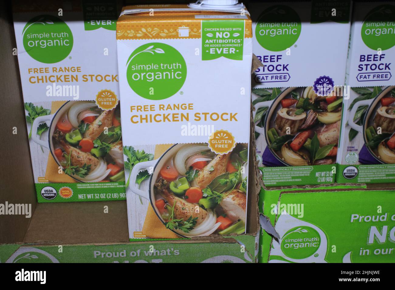 Chicken broth box hi-res stock photography and images - Alamy