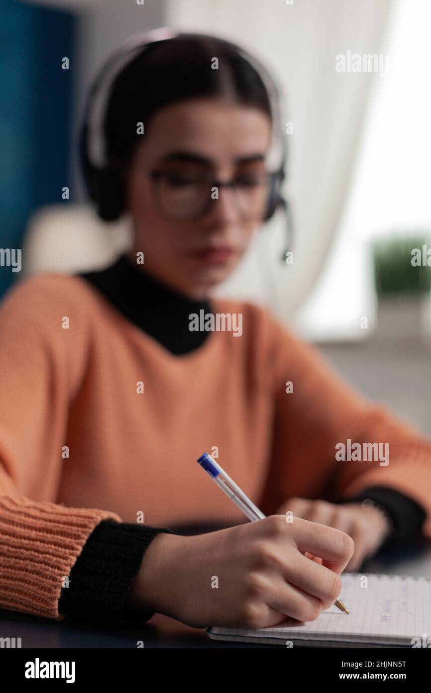 Person listening taking notes hi-res stock photography and images - Alamy